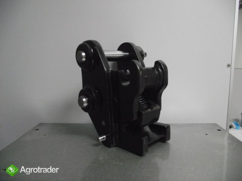 SZYBKOZŁĄCZE DO MINI KOPARKI JCB - producent Krzyszkowice • Agrotrader.pl